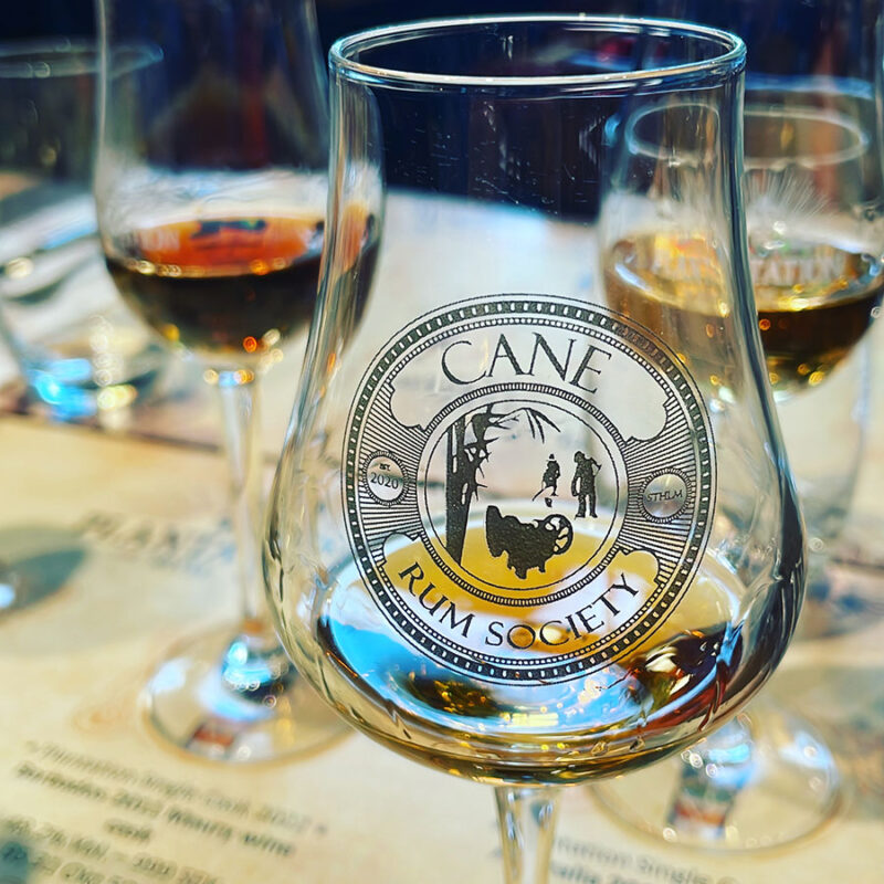 Cane Rum Societys fina glas () – RomRom.se – Mörk rom, lagrad rom och ...